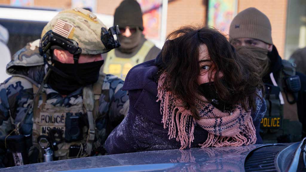 Federal agents shoot second person in Minneapolis